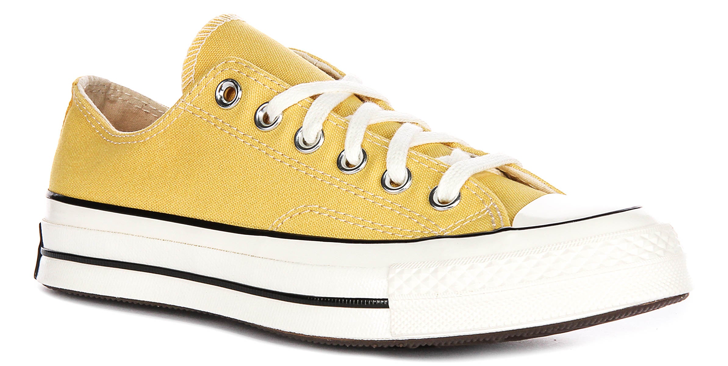 Converse A10528C Chuck 70 Low Banana In Yellow | Converse Trainer ...